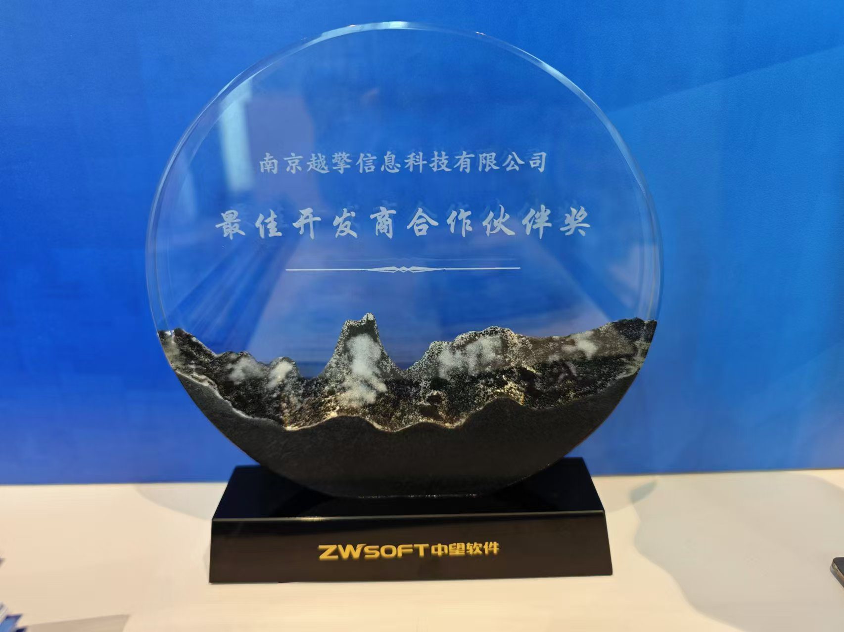 Home, iRobotCAM, Robot production line design/offline programming ...